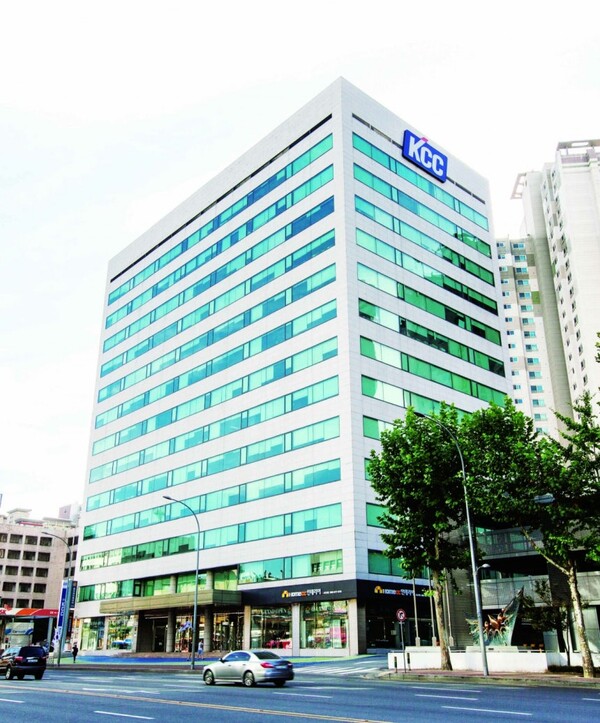 KCC, 2분기 순이익 8932억원...깜짝 실적